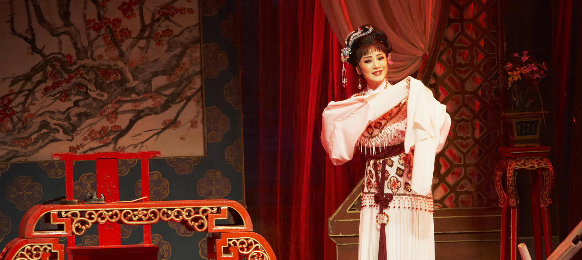 Shanghai Yue Opera Group